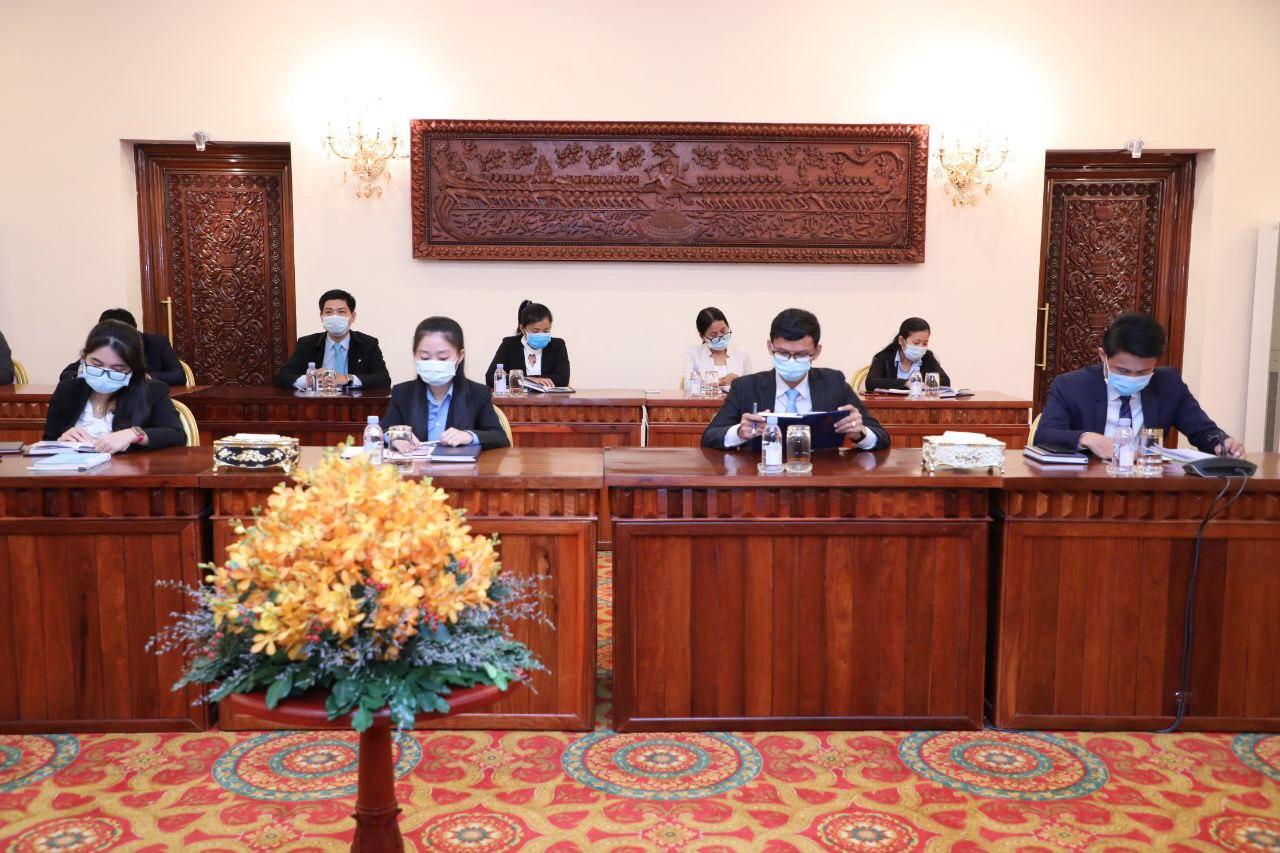 Samdech Say Chhum Receives 24 JDS Scholarship Winners – Khmer Post Asia